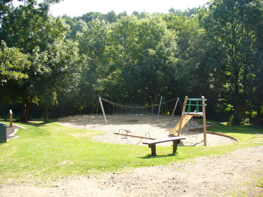 Almondell & Calderwood Country Park - Woodland Trust